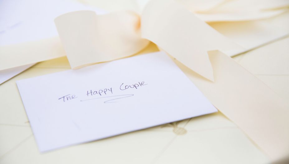 Free AI Wedding Gift Recommender | Find a Wedding Gift