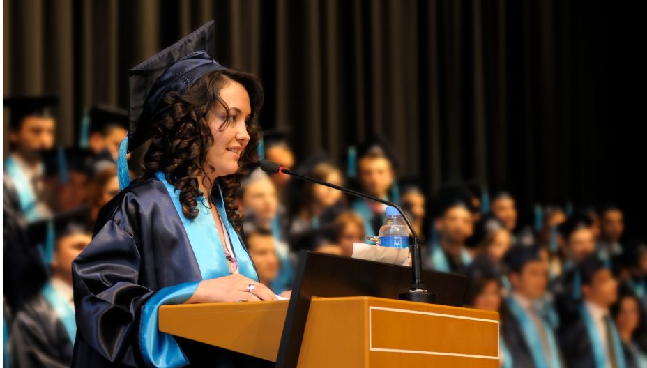 Free AI Graduation Message Generator | Graduation Wishes