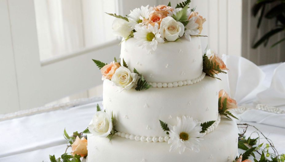 Free AI Wedding Cake Generator | Visualize Wedding Cakes